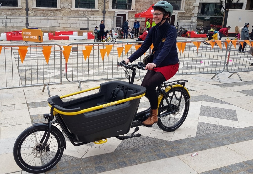 Best electric box bikes to carry kids - Cycle Sprog